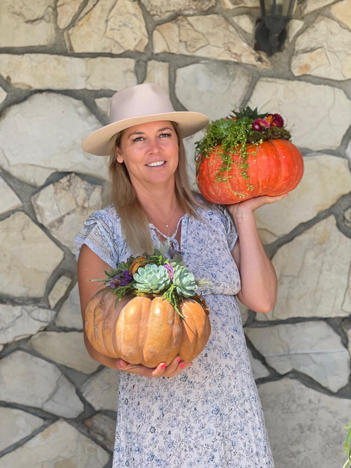Two Magical Ways to Celebrate the Season with Flowers! – Jenny Barker ...