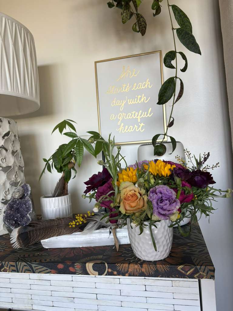 Why Bedside Flowers Matter – Jenny Barker The Flower Doctor